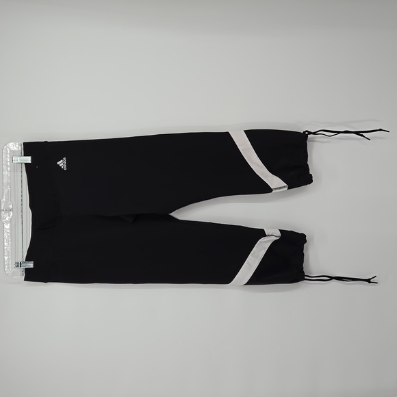 adidas | Pants & Jumpsuits | Adidas 3 Stripes Yoga Crop Capri Pants ...